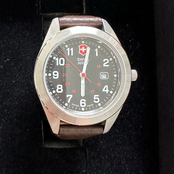 Swiss Army | Accessories | New Swiss Army Leather Watch Inc8742 Nib Small | Poshmark